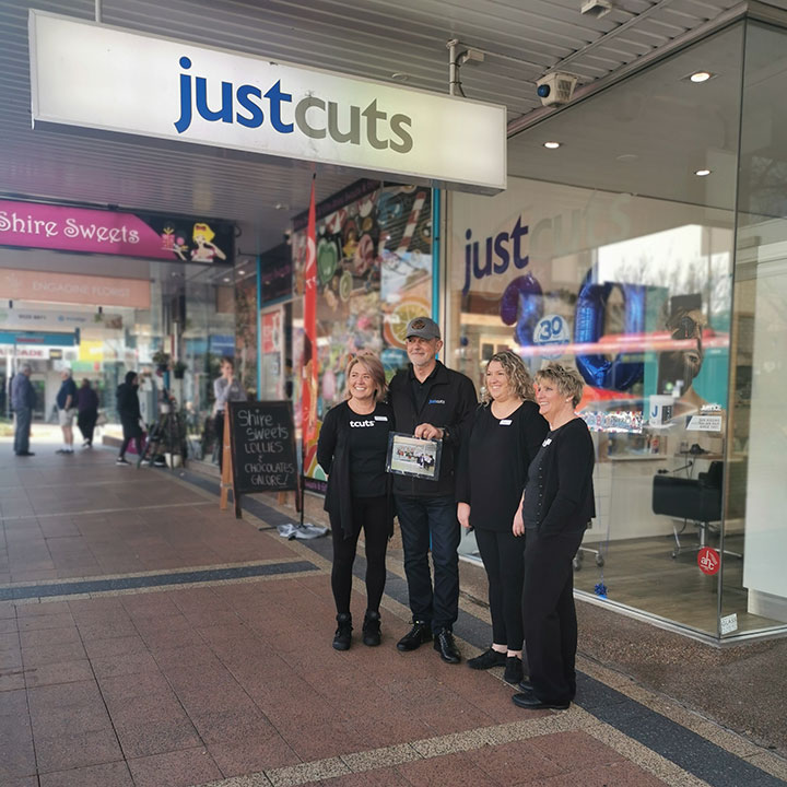 JustCuts Franchising - Home